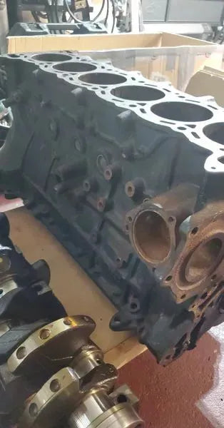 RB30 Engine block – Outsider Garage